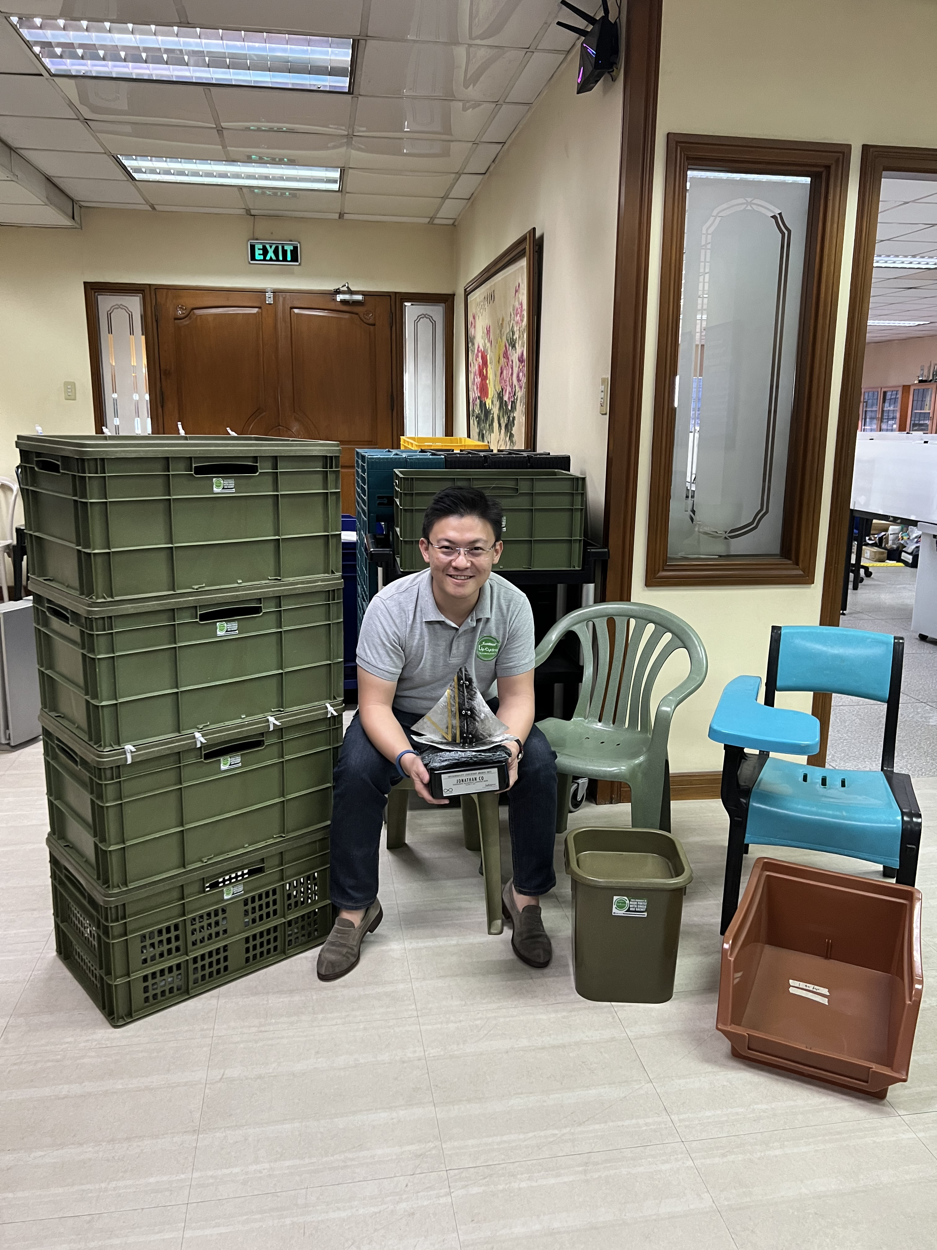 From Trash to Chairs: How a Filipino Startup Proves Waste Is a Resource ...
